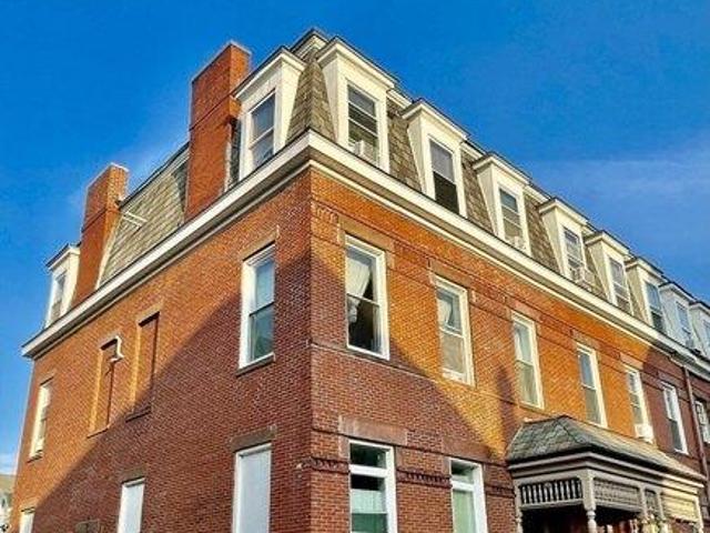 14 bedroom, Worcester MA 01609 105126364