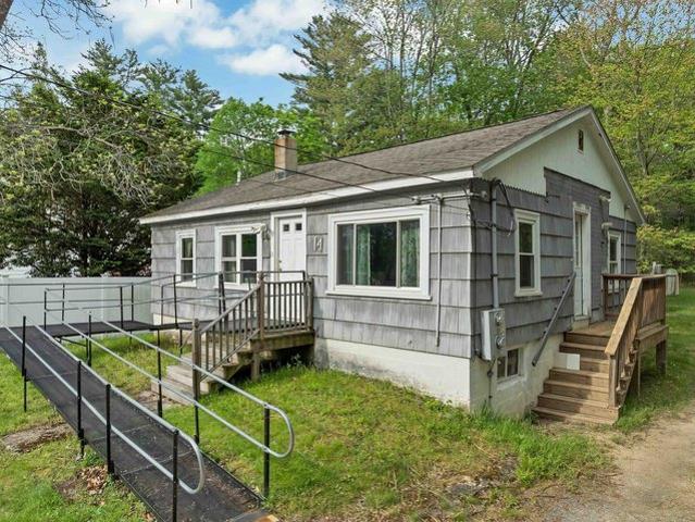 14 Belmont St, Salem, NH 03079