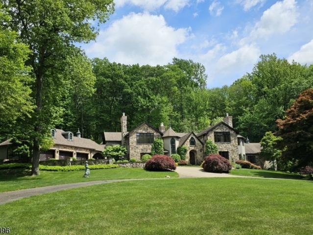 14 Bliss Rd