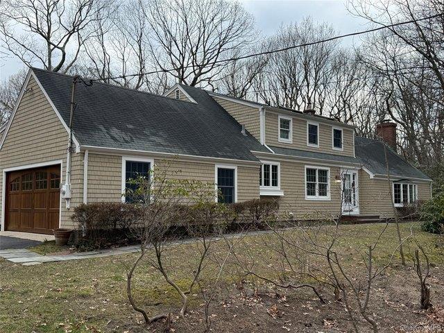 14 Blueberry Ridge Rd, Setauket, NY 11733