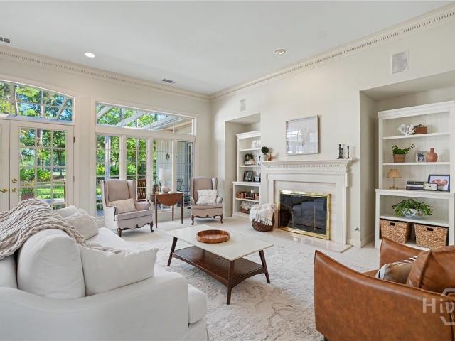 14 Bluff Oak Retreat