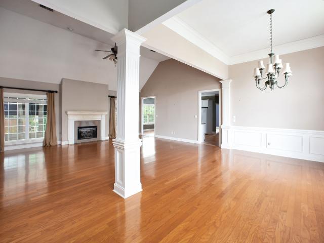 14 Brookhollow Cv