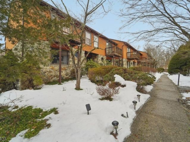 14 Brookside Heights, Unit 14G, Wanaque, NJ 07465 | Compass