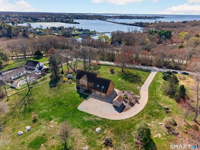14 Bradford Rd, Stonington, CT 06378