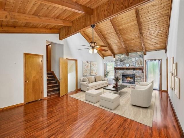 14 Bramblewood Way SW
