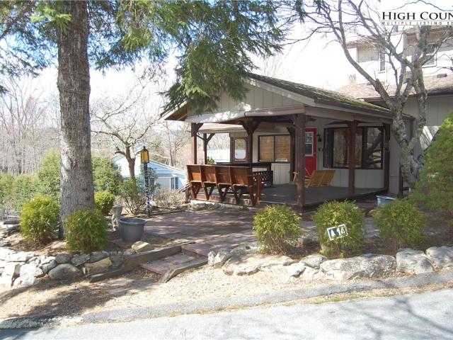 14 Briar Road
