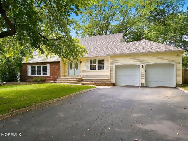 14 Bridle Way
