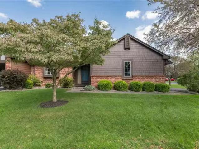 14 CAMBRIDGE CT, FAIRPORT, NY 14450 Condo/Townhome For Sale M.