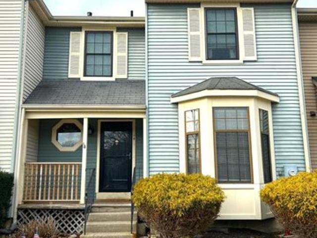14 Chablis Ct, Marlton, NJ 08053