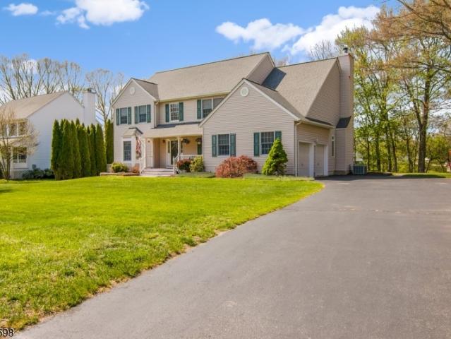 14 Chelsea Dr