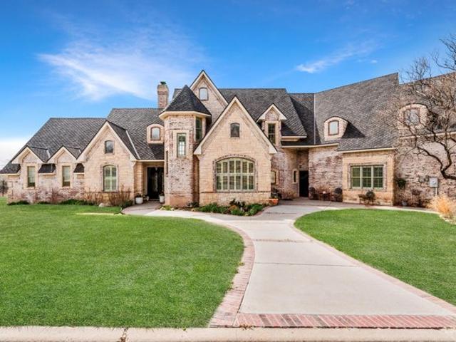 14 Citadel Dr, Amarillo, TX 79124