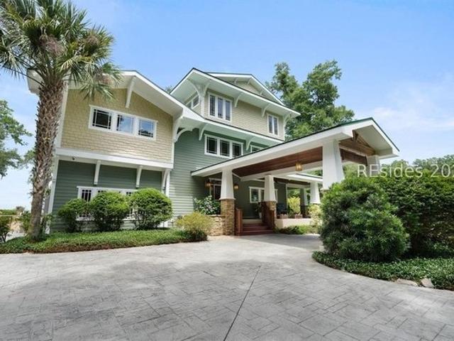 14 Comfort Pt, Saint Helena Island, SC 29920