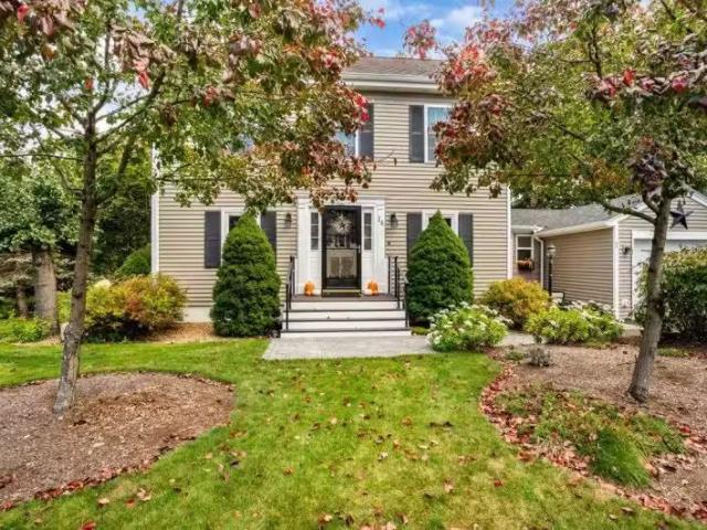 14 Constance St, Bedford, NH 03110 MLS 5037663