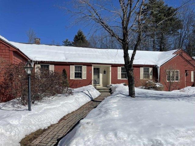 14 Colonial Sq Unit 14, Peterborough, NH 03458