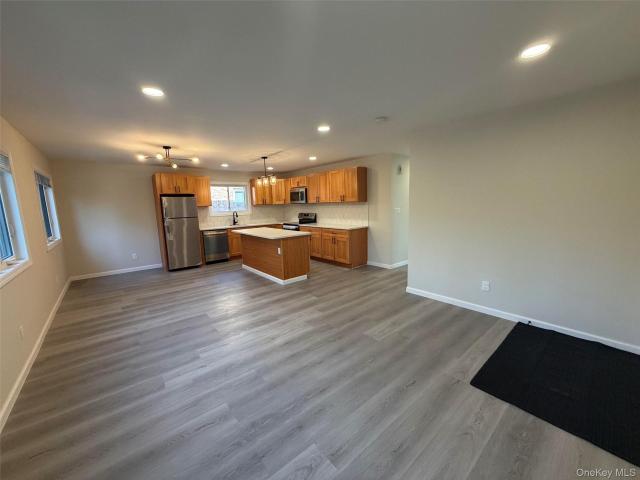 14 Cornwall Lane