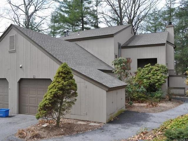 14 Cottonwood Dr #14, Avon, CT 06001