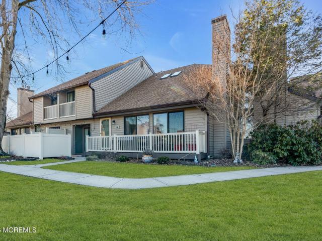 14 Cotswold Circle Unit 8
