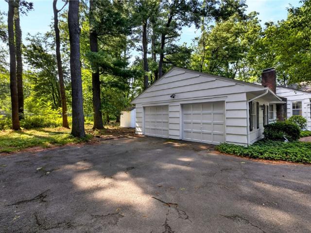 14 Countryside Road