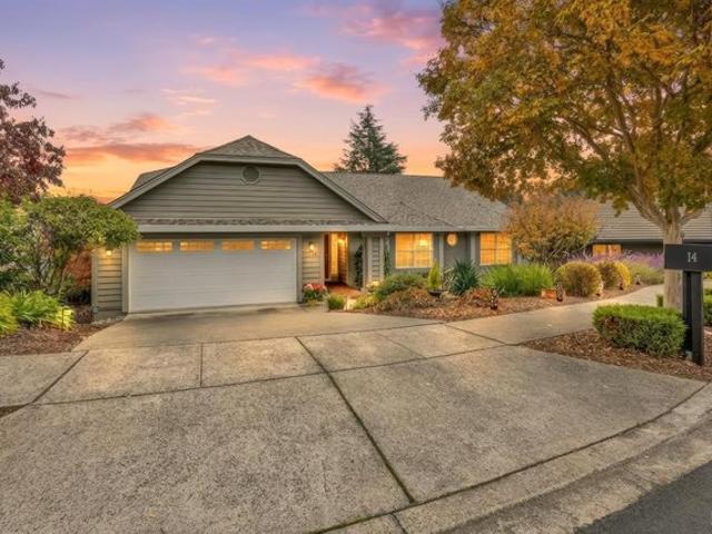 14 Clement Ct, Napa, CA 94558