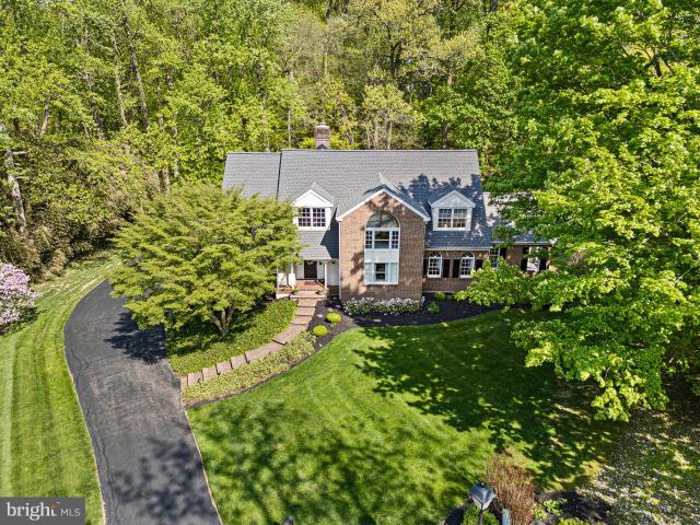 14 Crimson Dr, Hockessin, DE 19707 | MLS #DENC2101 | Compass