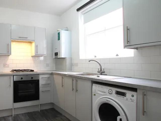 14 Curwen Road, London, W12 9AE, United Kingdom | 1 bed apartment for rent #166046856 | Rentberry