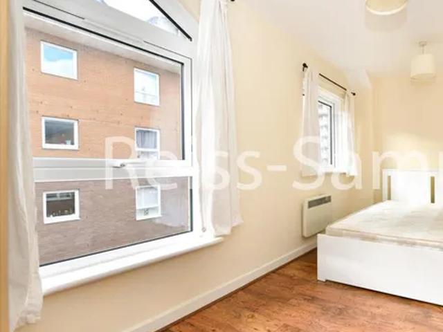 14 Cyclops Mews, Millwall, London, E14 3UA, United Kingdom | 5 bed townhouse for rent #141082411 | Rentberry