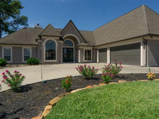14 Darien Ct, Montgomery, TX 77356