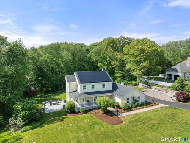 14 Deer Run Dr, Colchester, CT 06415