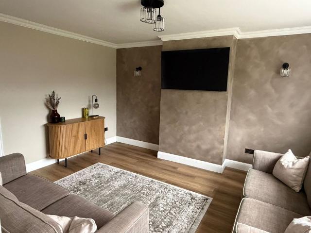 14 Derrycoole Way, Newtownabbey, BT37 9EL