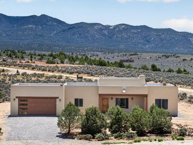 14 Desert Flower, Taos, NM 87571