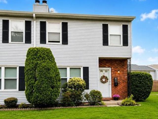 14 Dogwood Ct, Jamesburg, NJ 08831