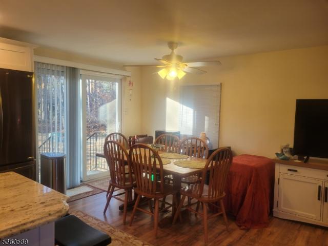 14 Douglas Dr