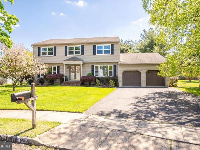 14 Dov Place