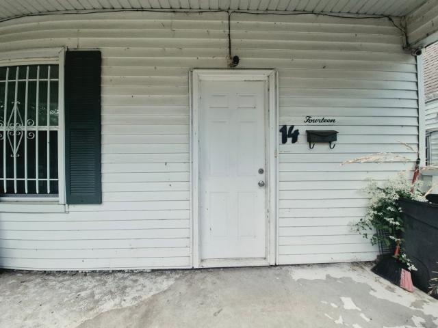 14 E Logan Street