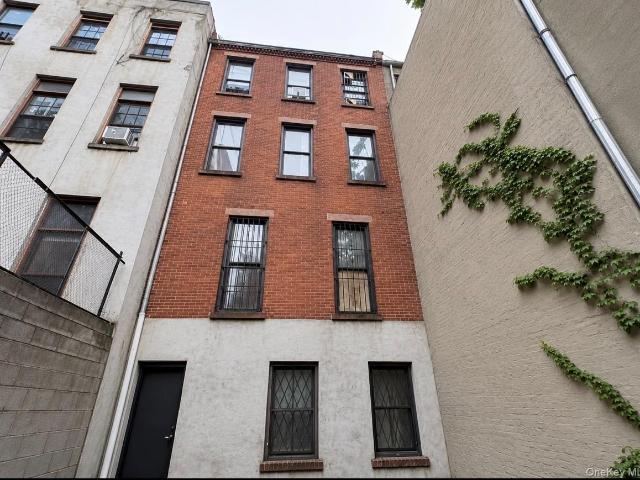 14 E 127th Street
