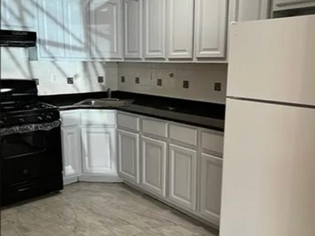 14 E 29th St, Brooklyn, NY 11226