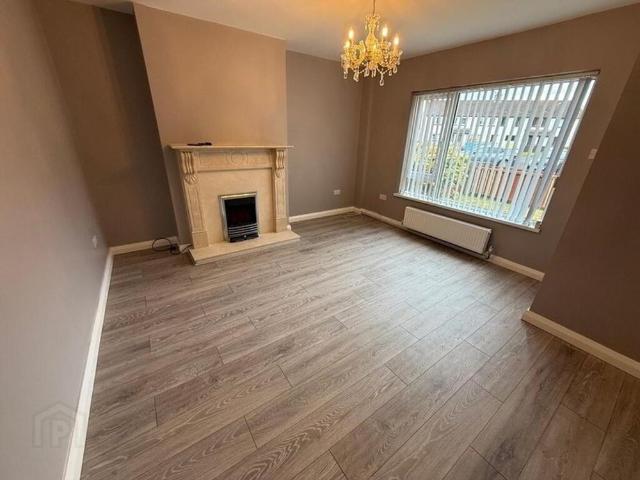 14 Eglantine Crescent, Lisburn, BT27 5RH