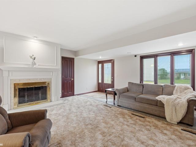 14 Edgeland Drive