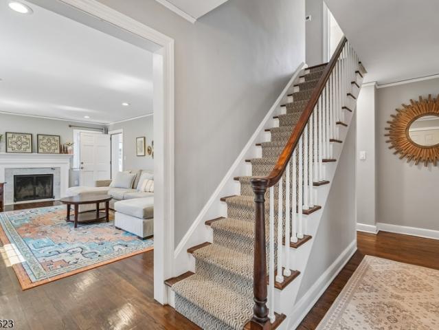 14 Edgewood Rd