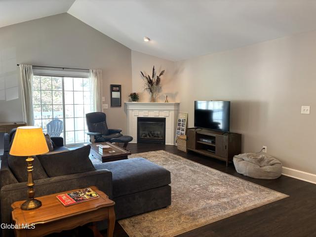 14 Ellis Avenue 8 #