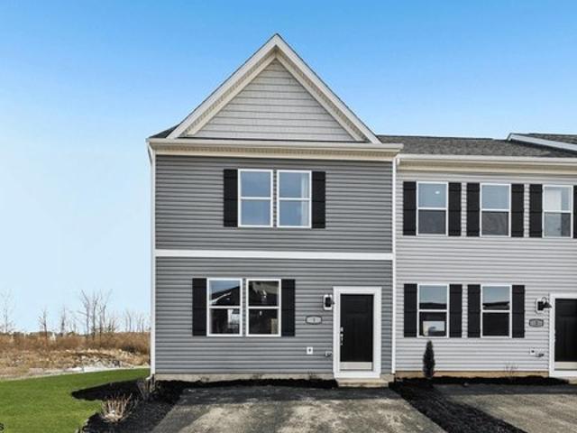 14 Erow St, Fairmont, WV 26554