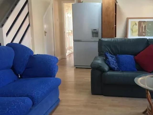 14 Fairgreen Way, Stirchley, B29 6EW, United Kingdom | 5 bed townhouse for rent #84103233 | Rentberry