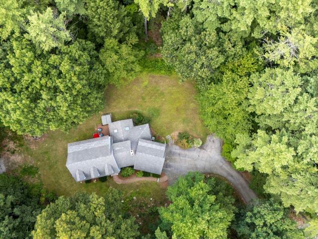14 Fieldstone Drive