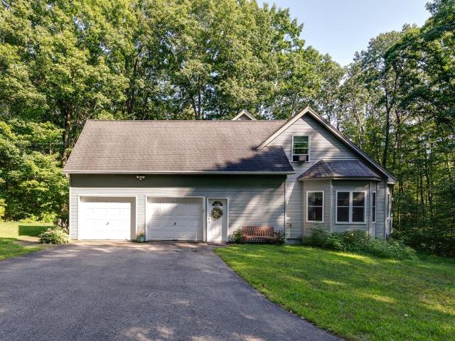 14 Fieldstone Drive