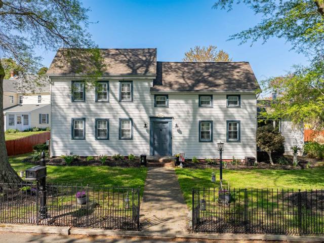 14 Fox Run Road