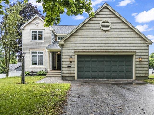14 Flaggy Meadow Rd, Gorham, ME 04038
