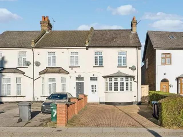 14 Friern Park, London, N12 9UA, United Kingdom | 3 bed duplex for rent #137019935 | Rentberry