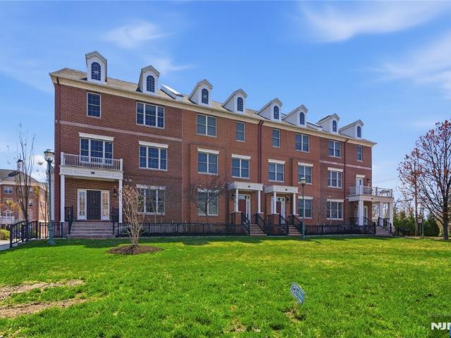 14 Gable Walk