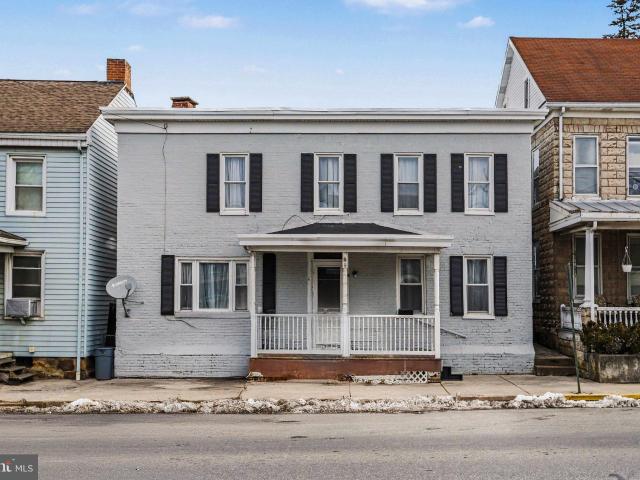 14 Hanover St, New Oxford, PA 17350 | MLS #PAAD2022 | Compass