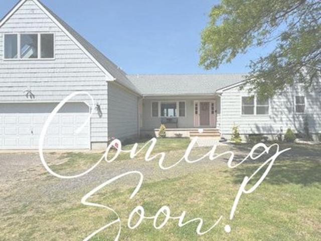 14 Harbor View Dr, Atlantic Highlands, NJ 07716